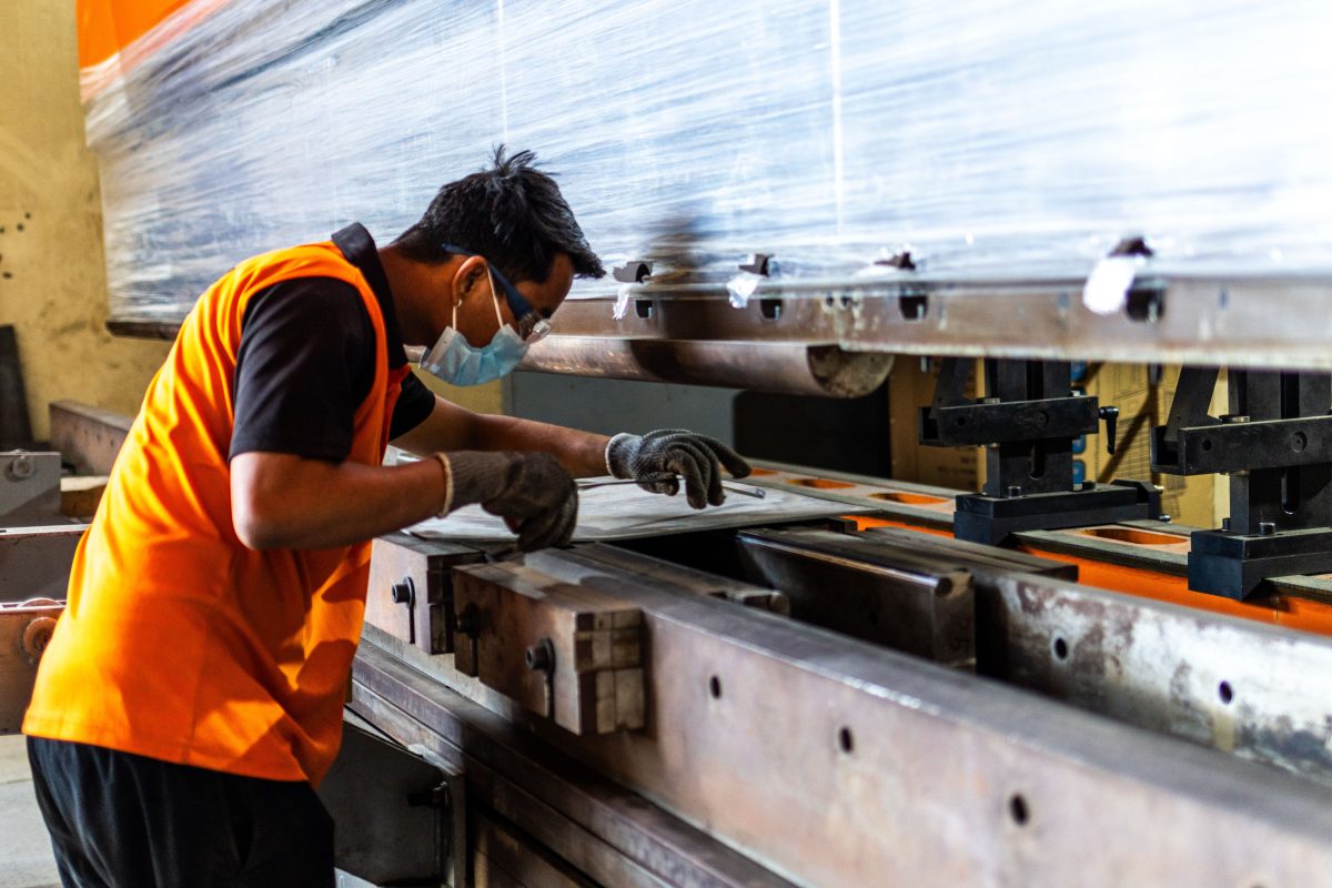 Metal Works & Tube Bending Works Dubai | Pipe Bending Services